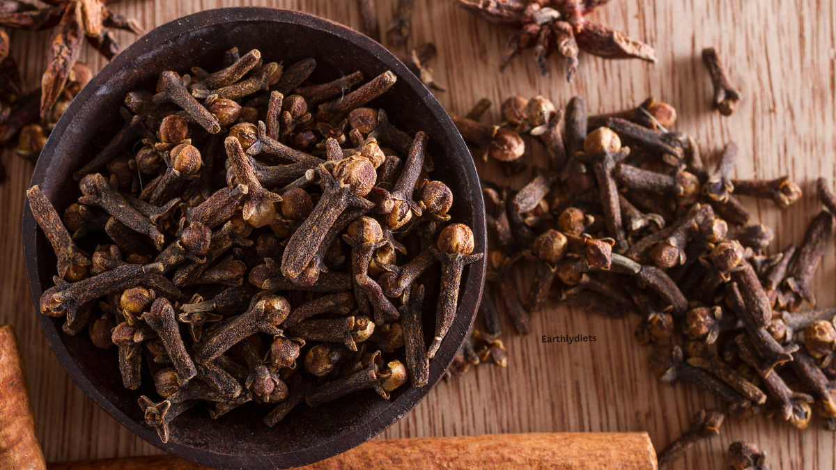 8 Amazing Health Benefits of Cloves: A Comprehensive Guide